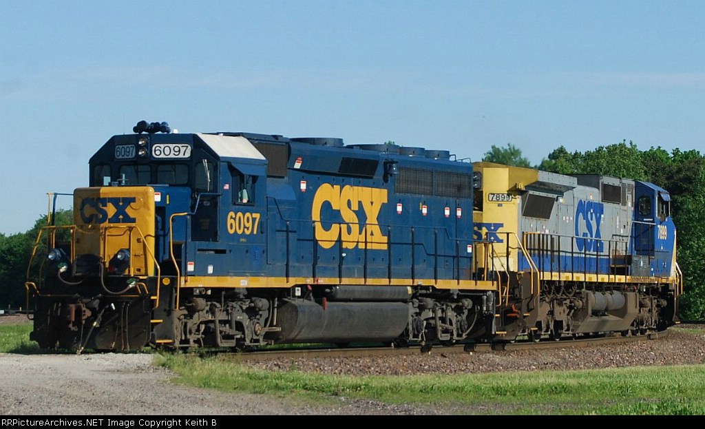 CSX 6097 and 7899